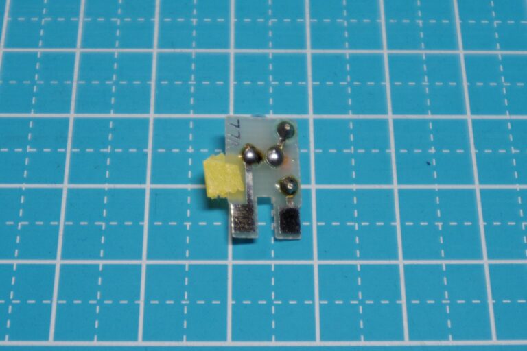 NゲージのヘッドライトをとりあえずLED化！DD13形で実践！ | ケンヤのすぺーす